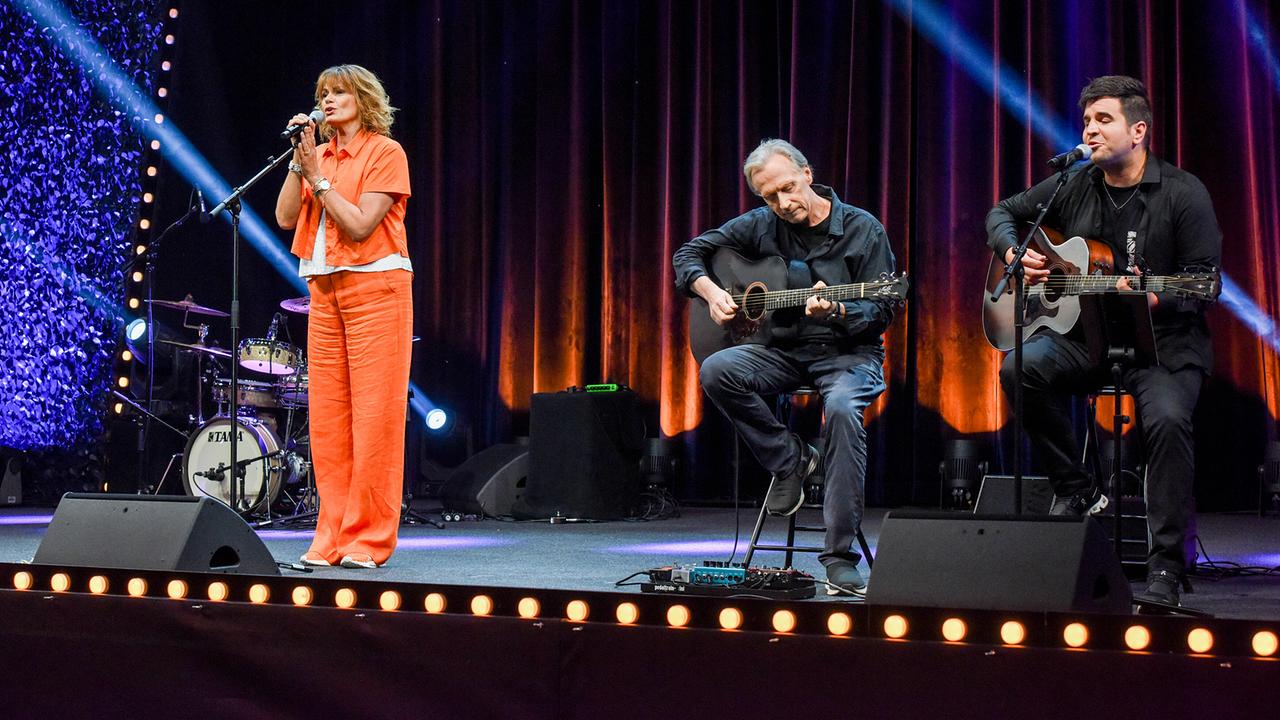 ORF-Sommerkabarett-Premiere: „Kabarettstars unter Sternen: Andreas ...